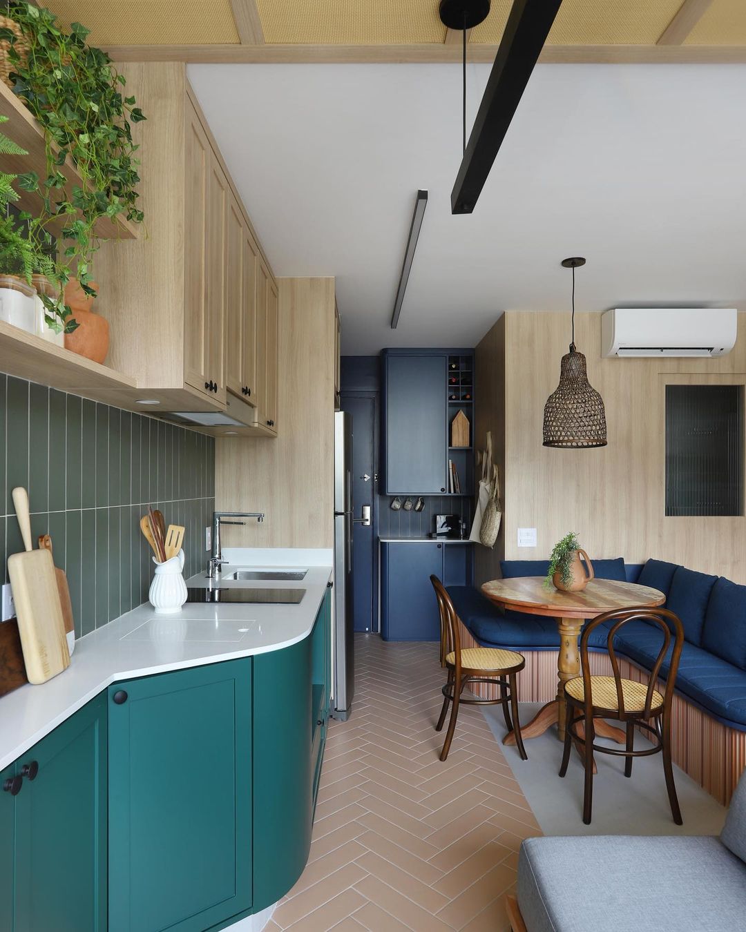 7 Easy Steps to Redesign Your Kitchen Like a Pro - Posh|Chic|Cool