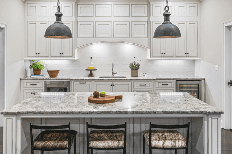 Modern Granite Countertops in Kitchen: Are They Still Trendy?