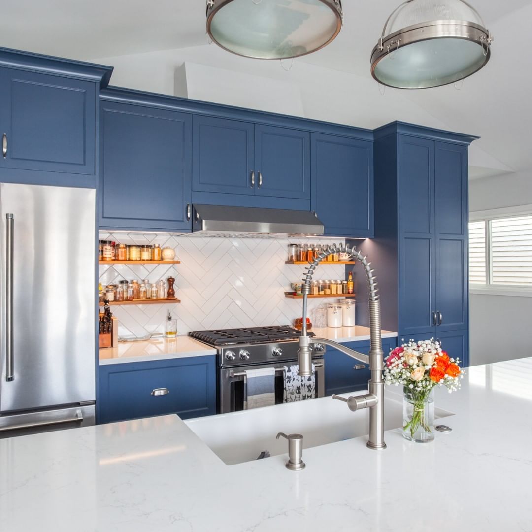 9 Best Custom Cabinet Fronts For IKEA Kitchens: Pros and Cons (2023)