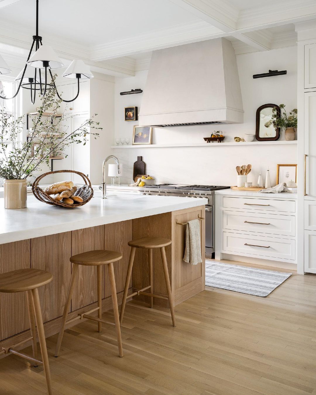 Hardware for Kitchen Cabinets: How to Choose the Perfect Ones (2023)